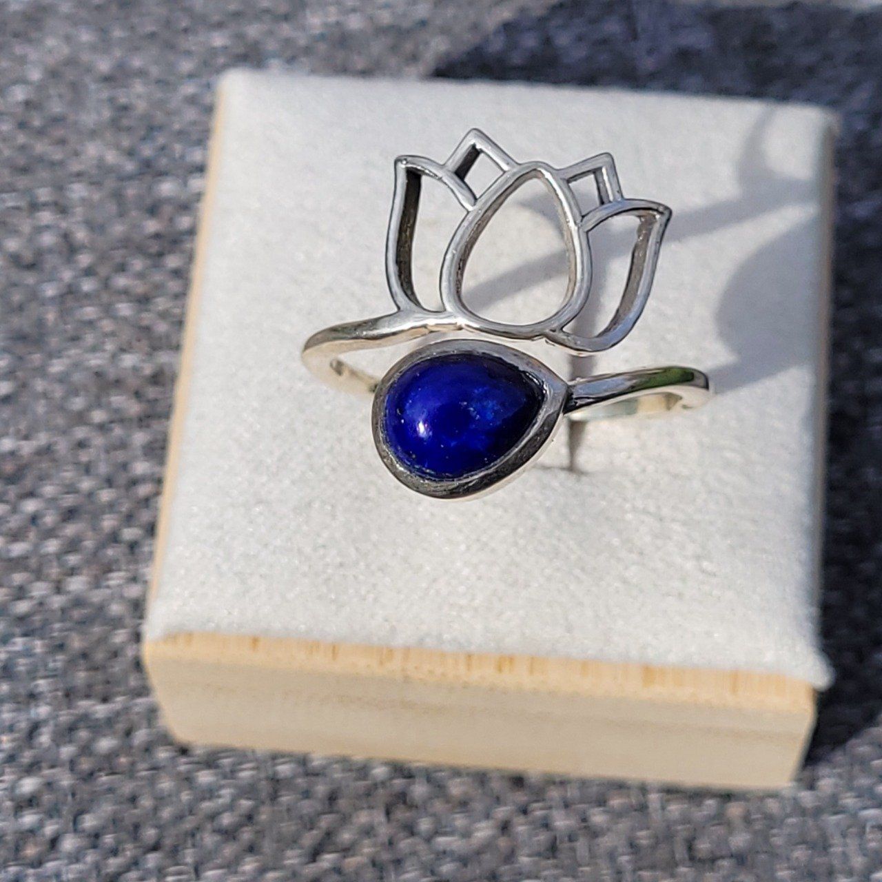 Bague argent 925 Lotus et Lapis Lazuli - Coralie-shop